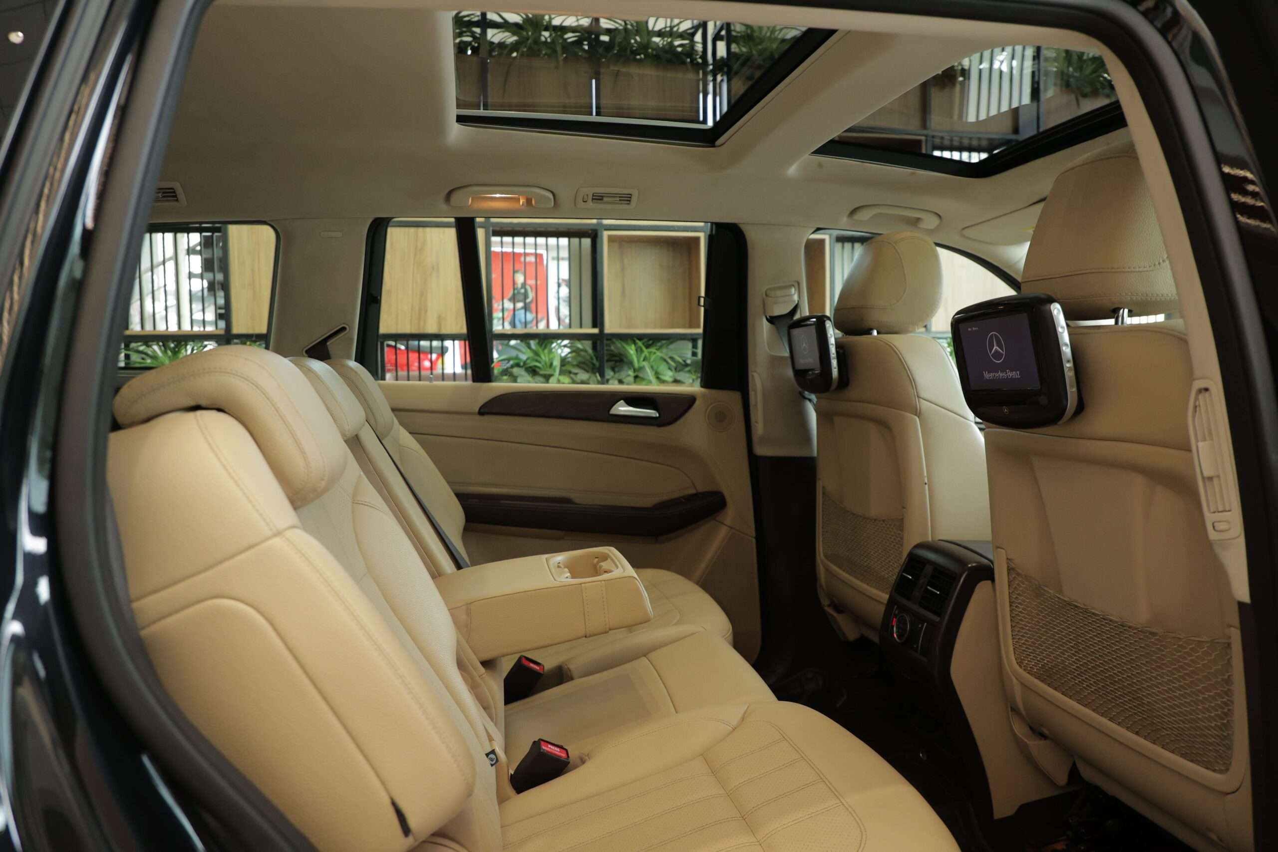 Mercedes GLS 350D – ARJ SELECT